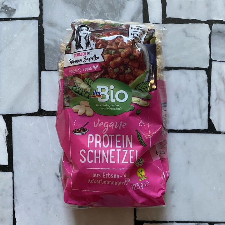 dmBio Vegane Protein Schnetzel Review | abillion