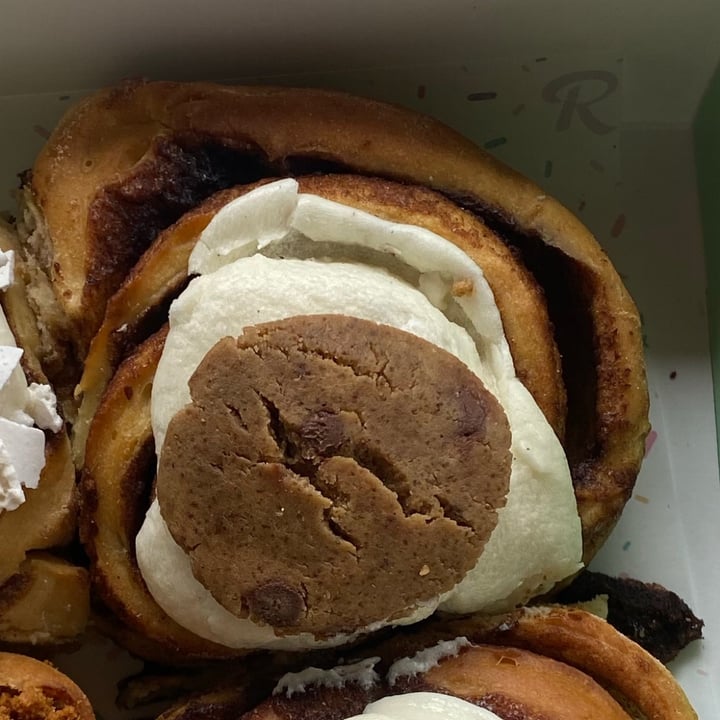 Have a Roll Antwerpen, Belgium cookie dough roll Review | abillion