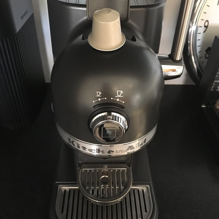 Nespresso Coconut Flavour Over Ice Review | abillion