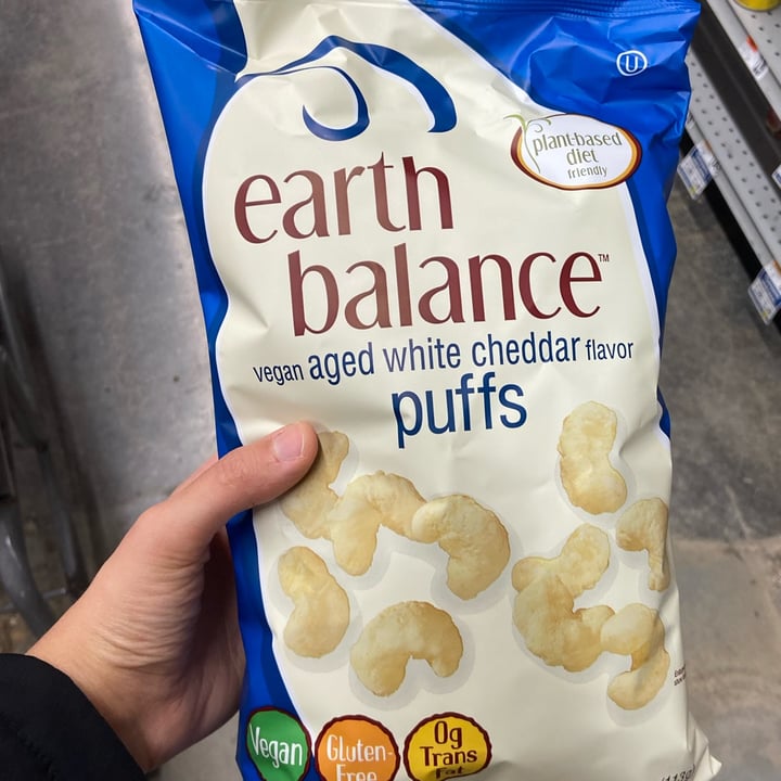 Earth Balance Aged White Cheddar Vegan Puffs Review | abillion