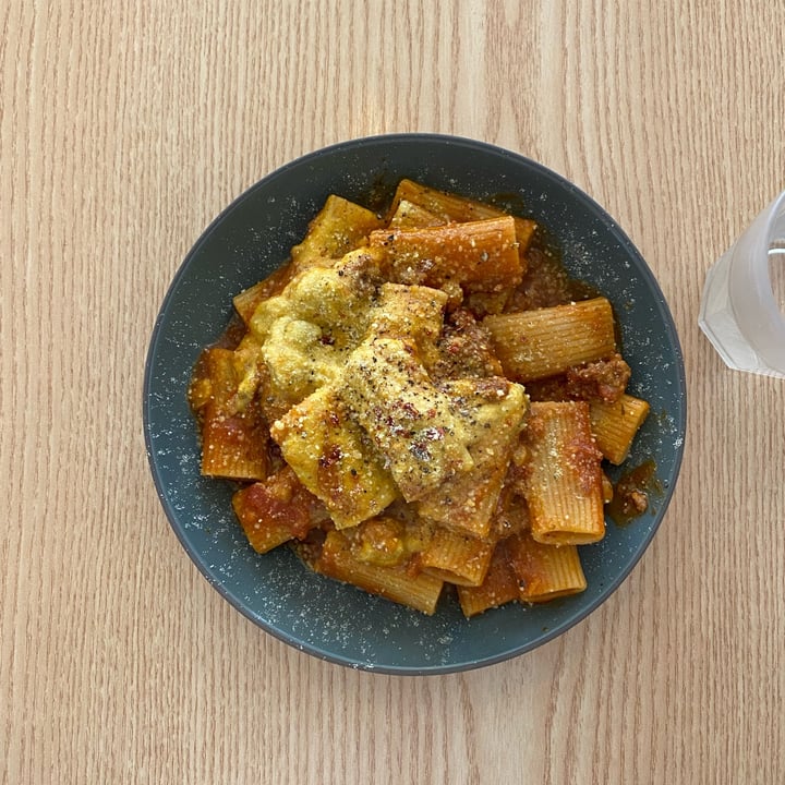 Plant Cafe Seoul (Yeonnam) Mapo-gu, South Korea Rigatoni Pomodoro Pasta ...