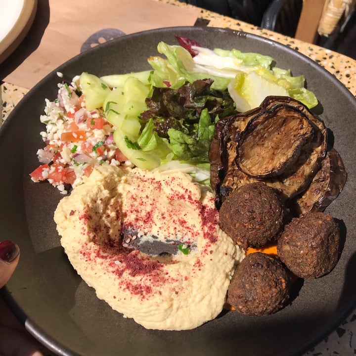 Sacro Palermo Hollywood, Palermo, Argentina Mezze Bowl (Hummus ...