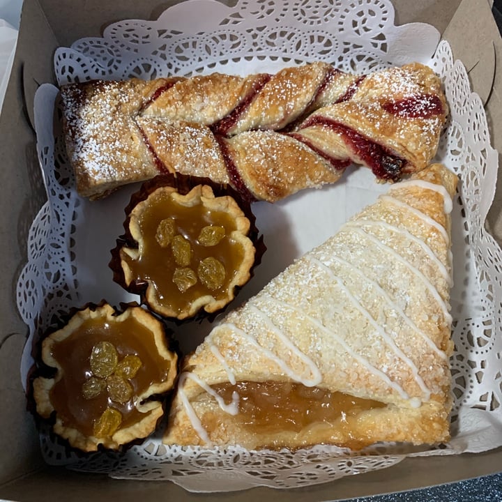 Vegan Danish Bakery Butter Tarts, Apple Turnover , Raspberry Twist ...