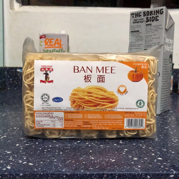 Farmer Brand Pumpkin Ban Mee Review | abillion