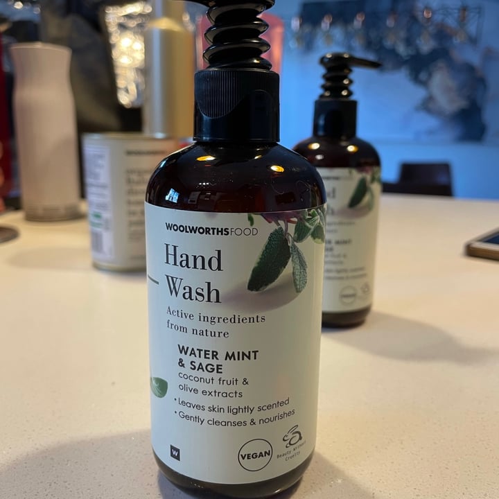 Woolworths Hand wash water mint & sage Review | abillion