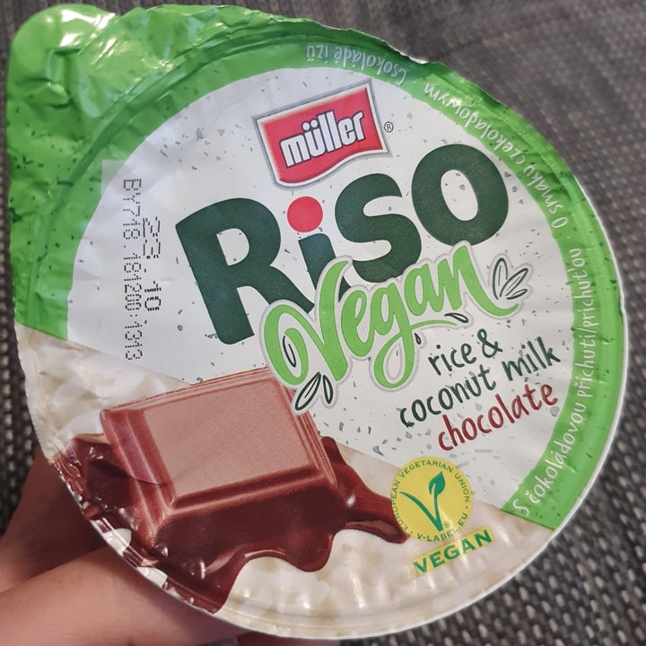 Müller Riso vegan chocolate Review | abillion