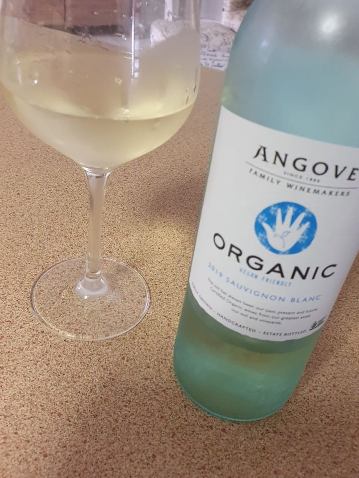 Angove Angie Sav Blanc Review | abillion