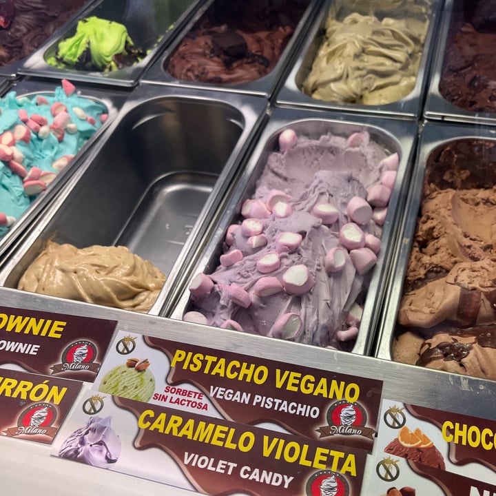 Helados Artesanales Milano Aguadulce, Spain Pistacho Vegano Review ...
