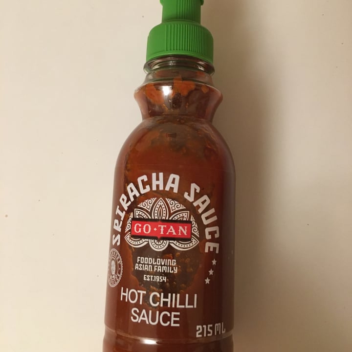 Go Tan Sriracha Hot Chili Sauce Review | abillion