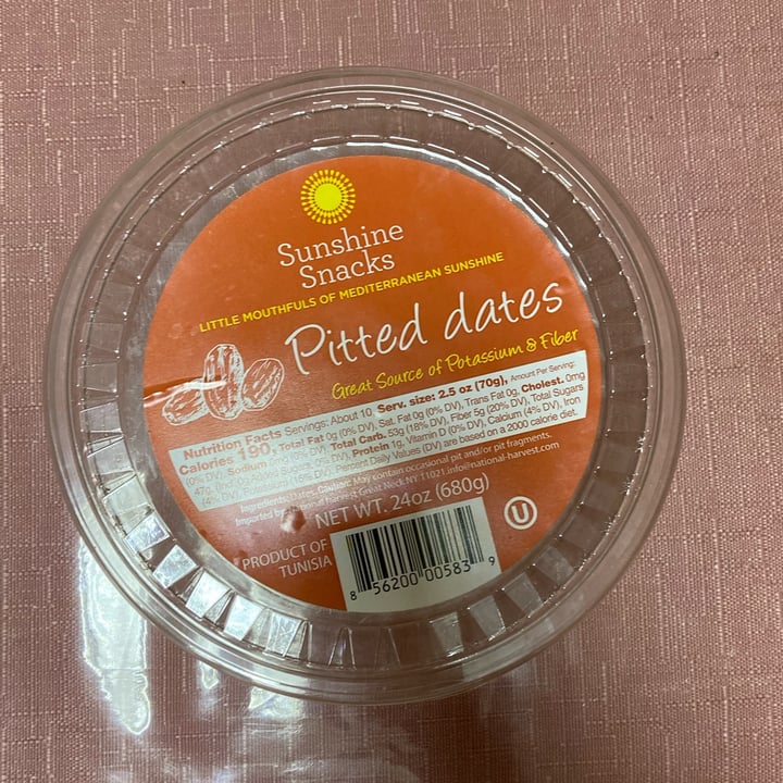 Sunshine Snacks Pitted Dates Review | abillion
