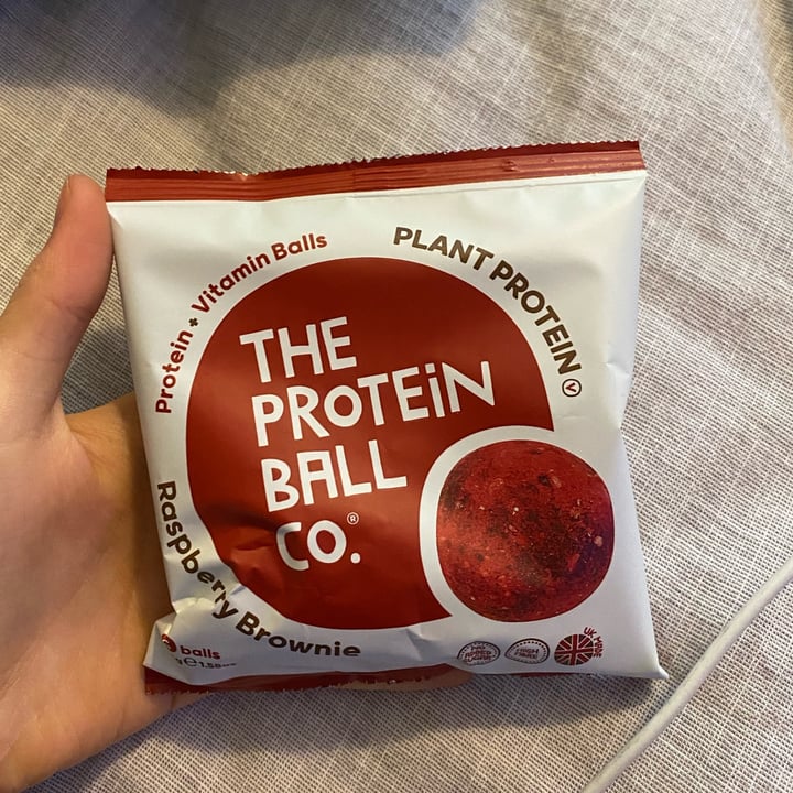The Protein Ball Co. Raspberry Brownie Protein Balls Review | abillion