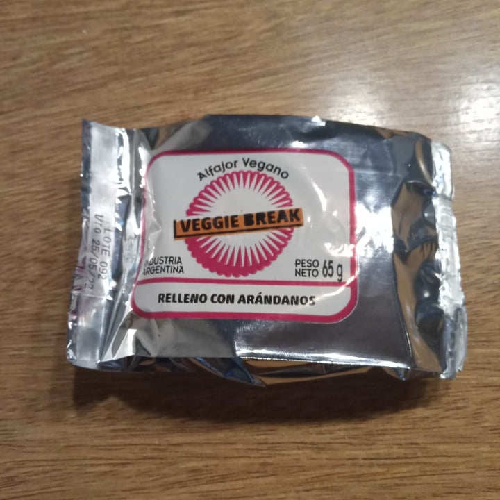 Veggie Break Alfajor Vegano Relleno con Arándanos Review | abillion
