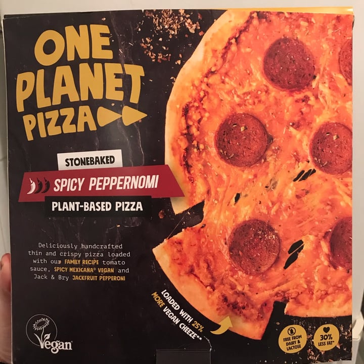 One planet pizza Stone baked spicy pepperoni Review | abillion