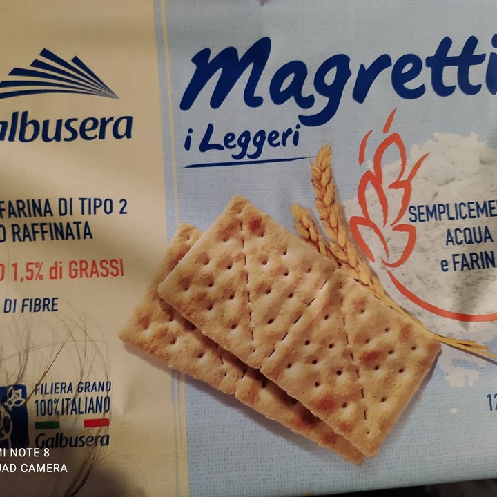 Galbusera Magretti i leggeri SEMPLICEMENTE ACQUA E FARINA Review | abillion