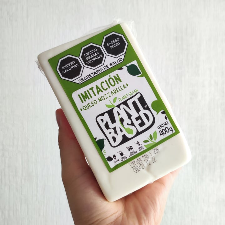 Planet Vegan Plant Based Imitación Queso Mozzarella Block Review | abillion