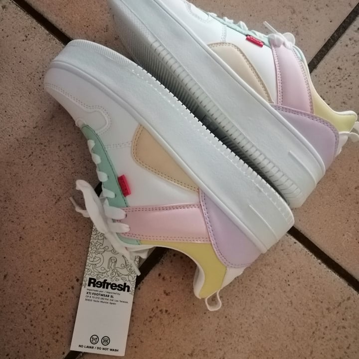 Refresh Sneakers Review | abillion