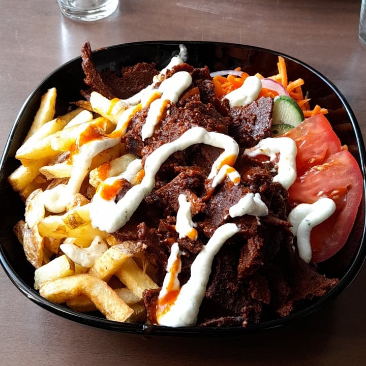 Sova Vegan Butcher Saint Kevin's, Ireland Doner Chips Box Review | abillion