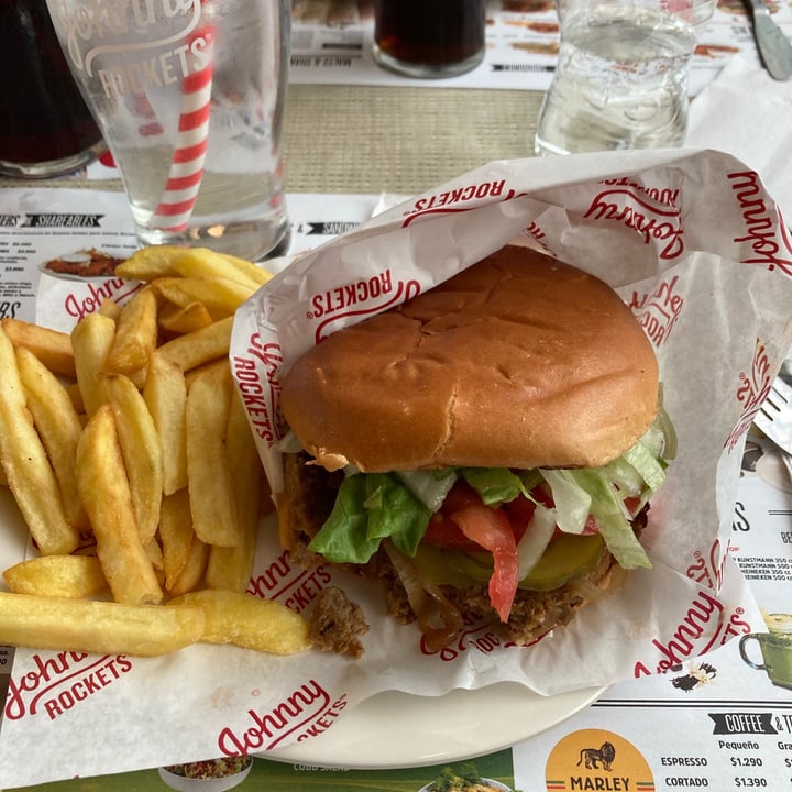 Johnny Rockets Providencia, Chile Streamliner Review | abillion