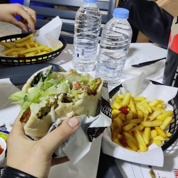 Falafel Street Lebanese Kebab and Grill Valletta, Malta Pita Falafel ...