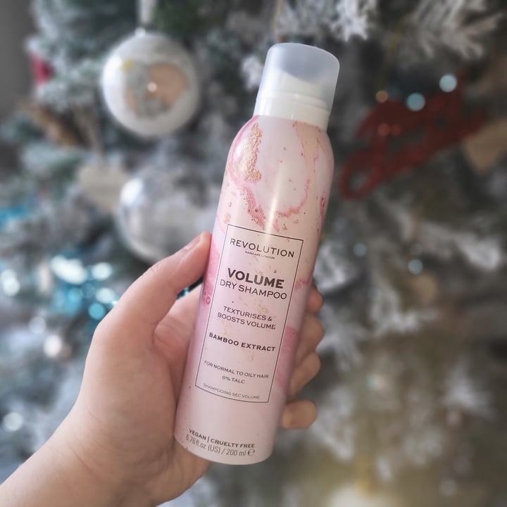 Revolution Beauty Volume Dry Shampoo Review | abillion