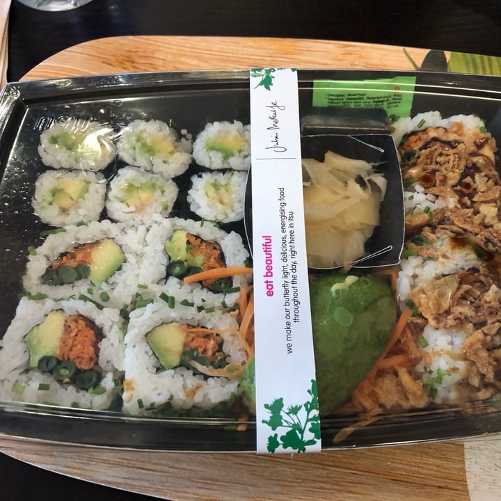 itsu United Kingdom Veggie Sushi Collection Review | abillion