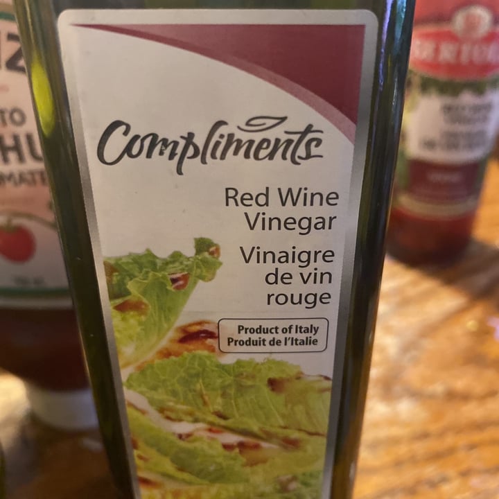 Compliments Red wine vinegar Review | abillion
