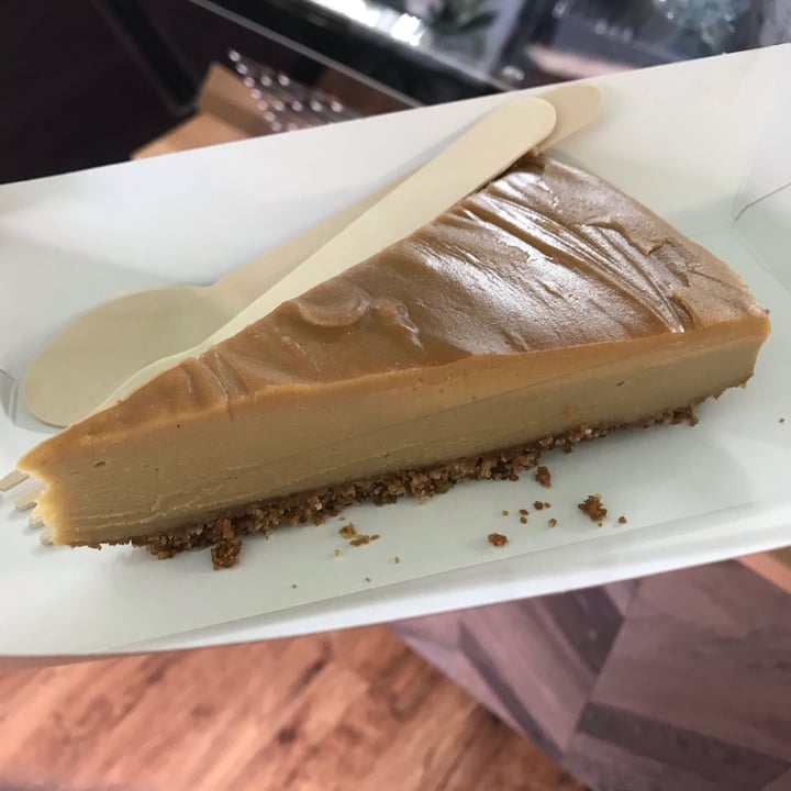 Vegan Express Boxpark Croydon United Kingdom Biscoff Cheesecake Review ...