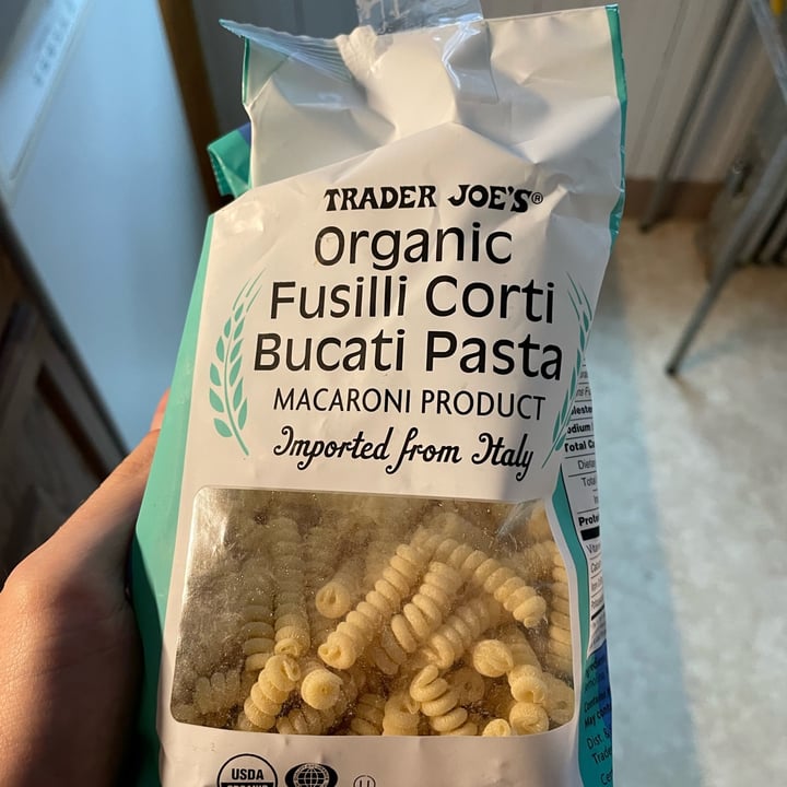 Trader Joe's Organic Fusilli Corti Bucati Pasta Review | abillion