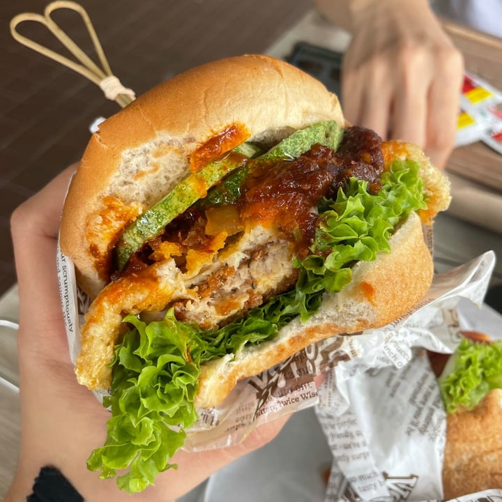 VeganBurg Singapore Bedok, Singapore Rasa Sayang Burger Review | abillion