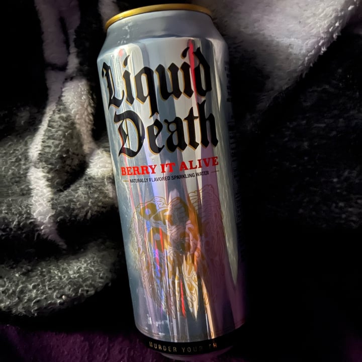 Liquid death Berry It Alive Review | abillion