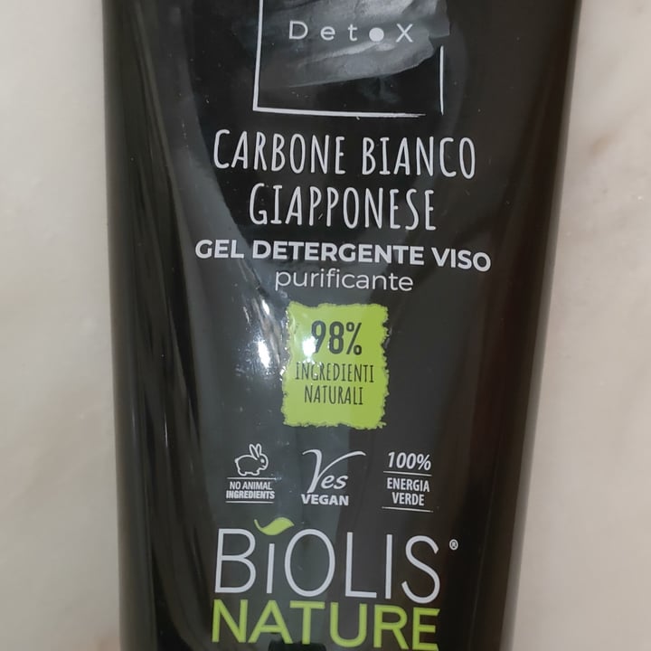 Biolis Nature Carbone Bianco Giapponese Gel Detergente Viso Review ...