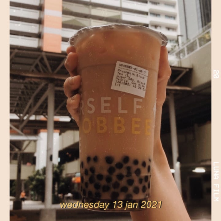 Woobbee Outram, Singapore Fresh Milk Black Tea Review | abillion