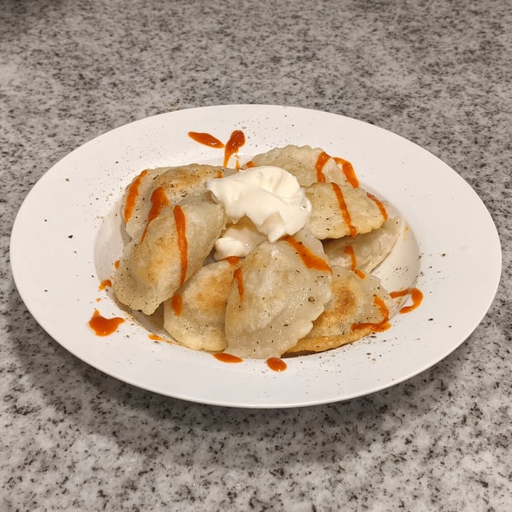 Pelmen Potatoes with Roasted Garlic & Herbs Perogies Review | abillion