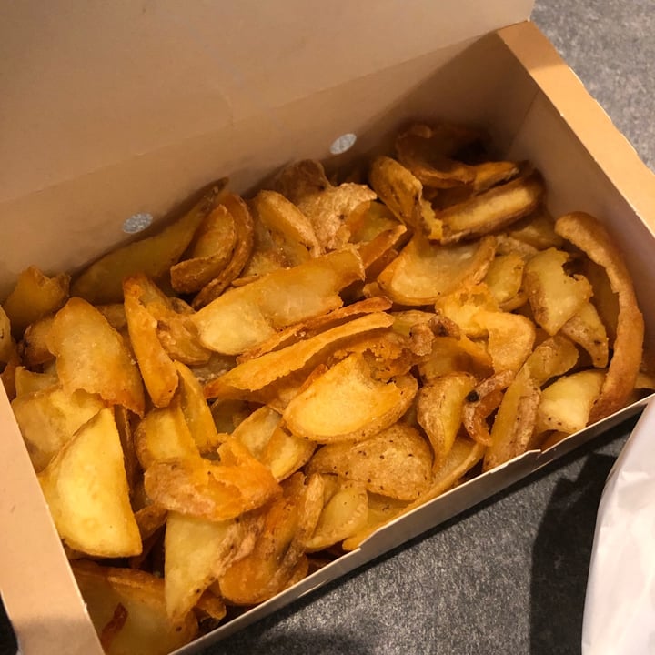 American Hot Dog Napoli, Italy Patatine fritte Review | abillion