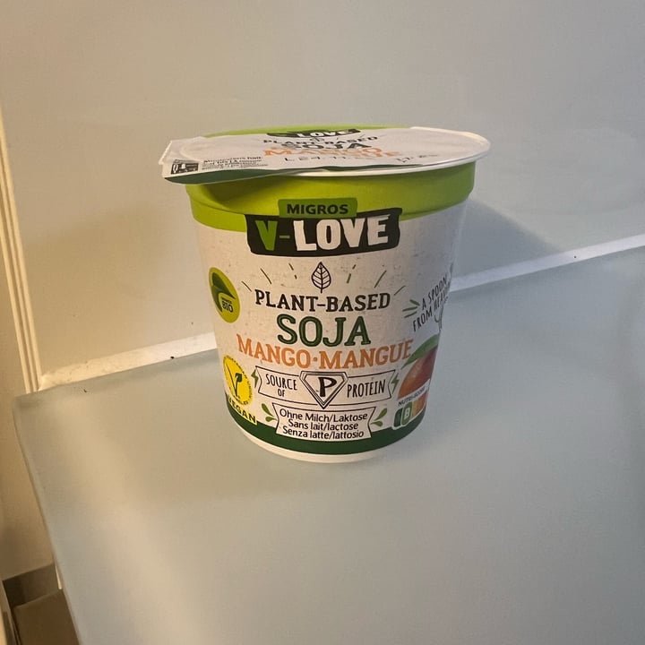 Migros V-Love Plant based soja Mango Review | abillion