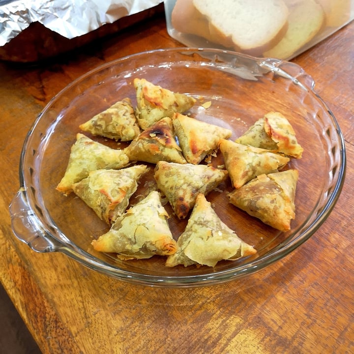 SWAD Vegetable Samosa Review | abillion