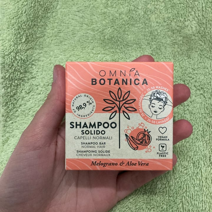 Omnia Botanica Solid Shampoo Review | abillion