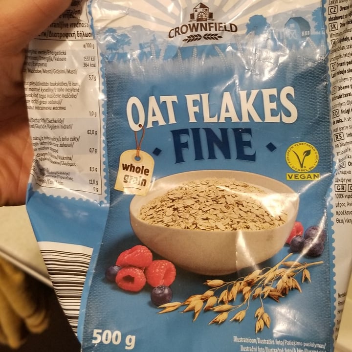 Crownfield Fine oats Review | abillion