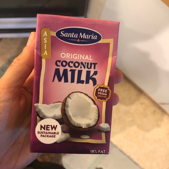 Santa María coconut milk Review | abillion