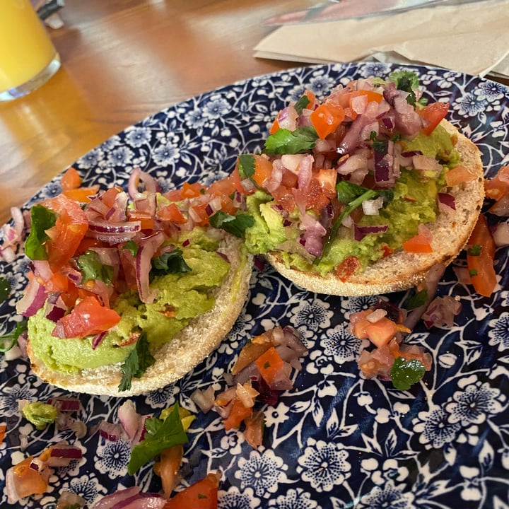 The William Rufus - JD Wetherspoon United Kingdom Smashed Avocado on ...