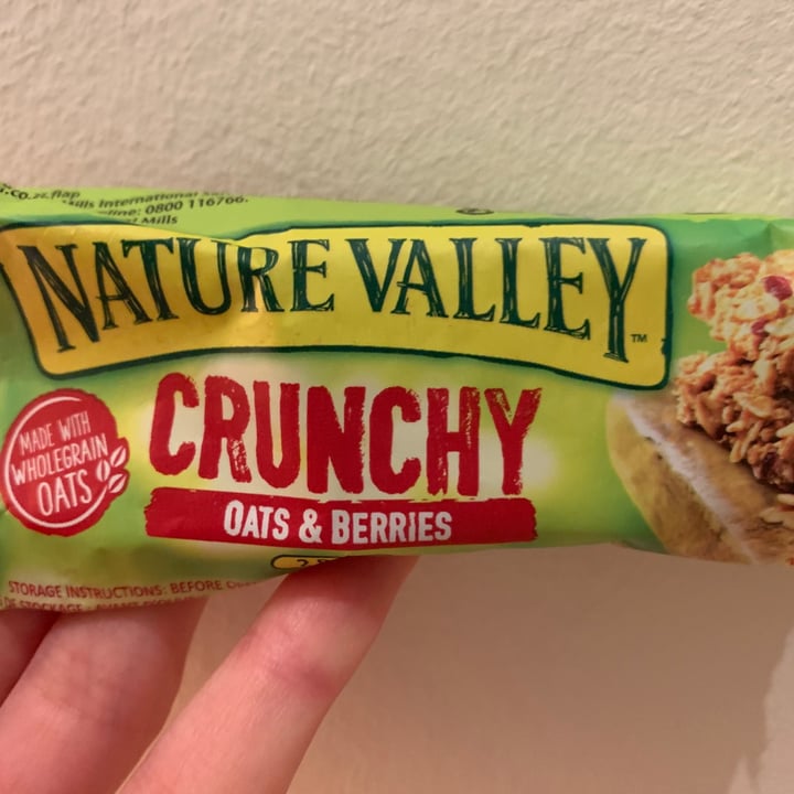 Nature Valley Crunchy Oats and berries Review | abillion