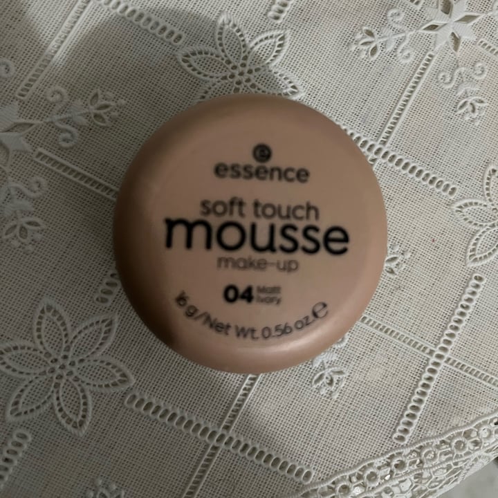 Essence foundation mousse Review | abillion