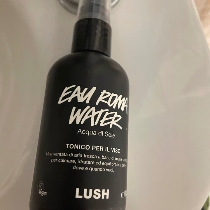 LUSH Fresh Handmade Cosmetics Eau Roma Water Review | abillion