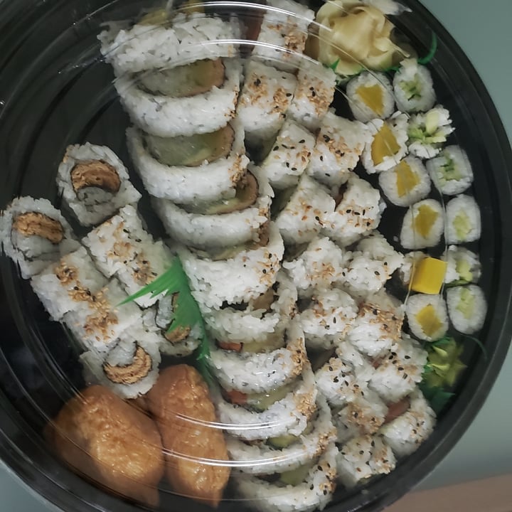 Sushi Shogun Whalley, Surrey, Canada Veggie Maki Tray Review | abillion