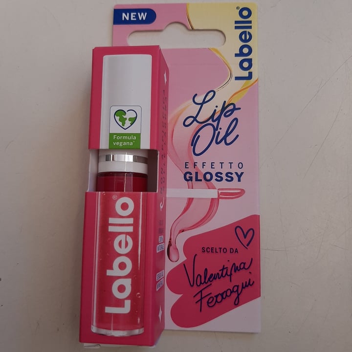 Labello Lip oil effetto glossy Review | abillion