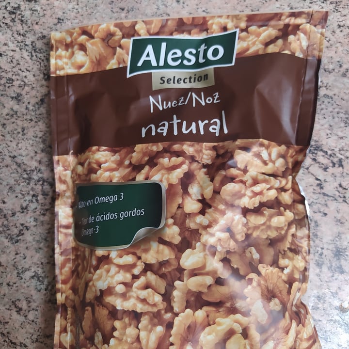 Alesto Nuez natural Review | abillion