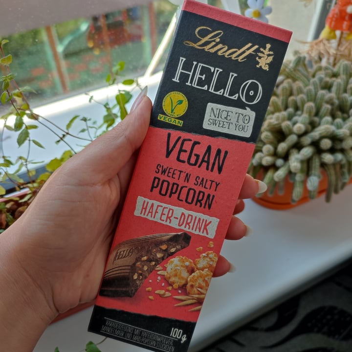Lindt Hello Sweet and Salty Popcorn Review | abillion