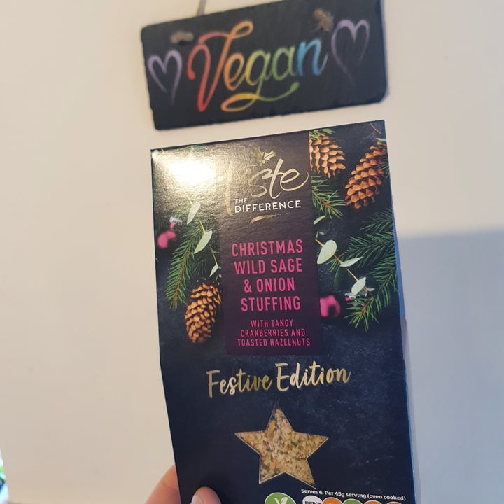 Sainsbury’s Taste The Difference Christmas wild sage & onion stuffing ...