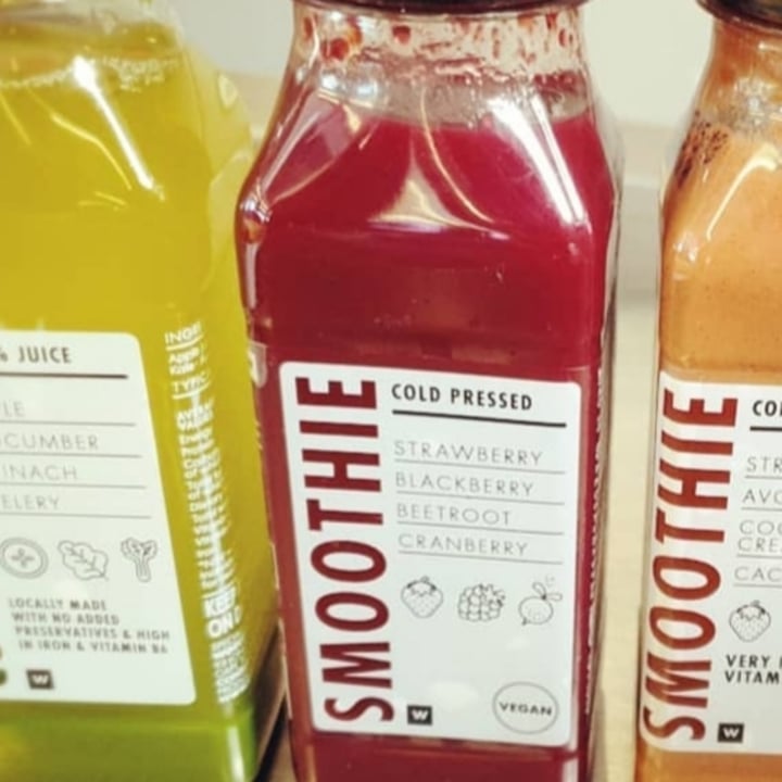 Woolworths Food Tropical Shade Smoothie Review | abillion