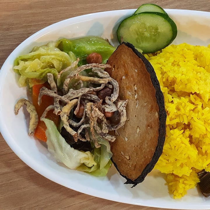 Chee Wei Vegetarian Toa Payoh, Singapore Nasi lemak Review | abillion